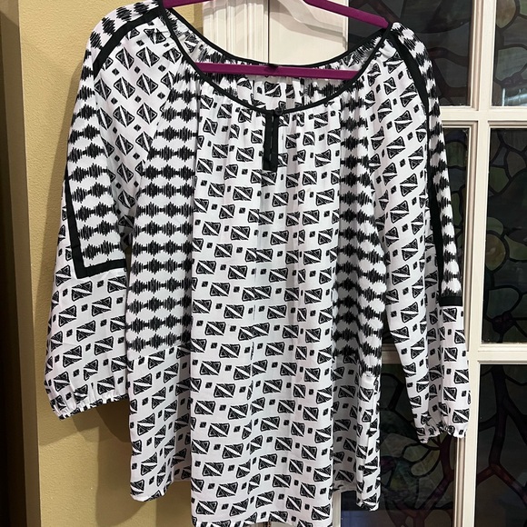 Notations | Tops | Notations Black And White Graphic Blouse With ...
